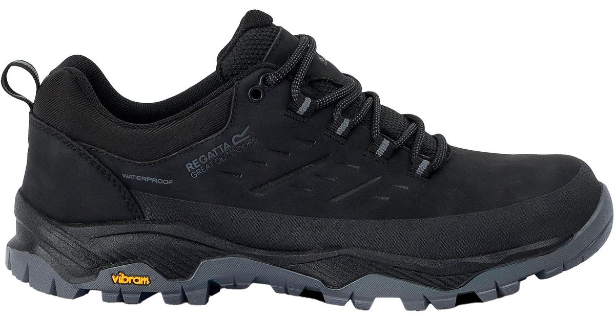 Regatta Blake Low Walking Shoes in Black for Men | Lyst UK