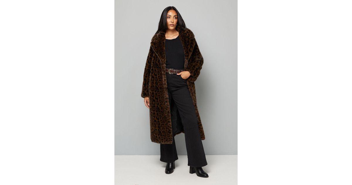 Wallis Petite Faux Fur Coat in Black | Lyst UK