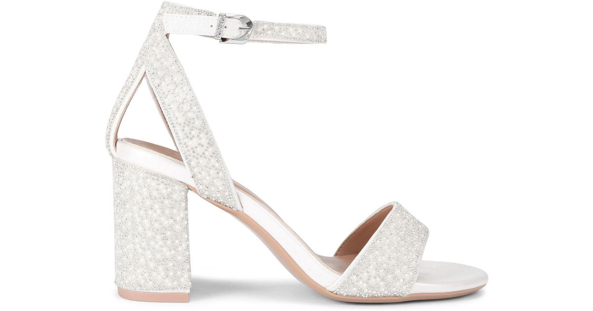 Carvela Kurt Geiger Kianni Wide Fit Sandals in White | Lyst UK