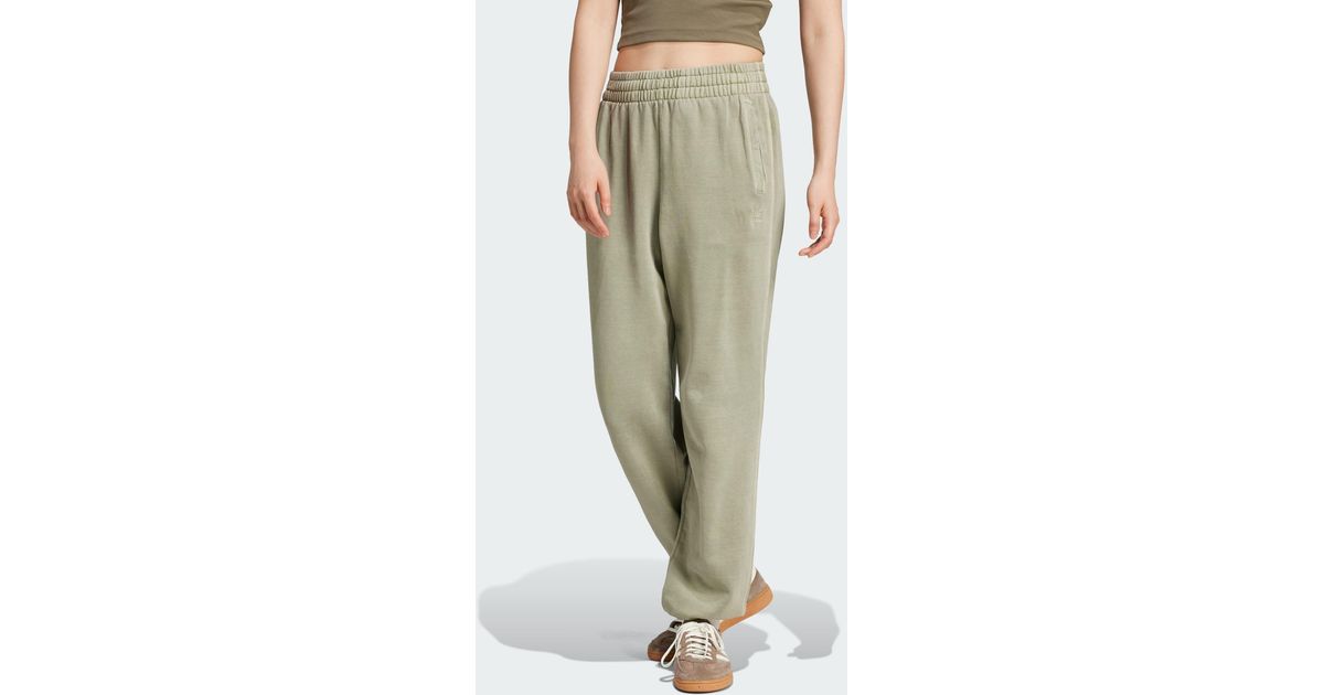 adidas Originals Essentials Jogger French Terry Pants in Green | Lyst UK