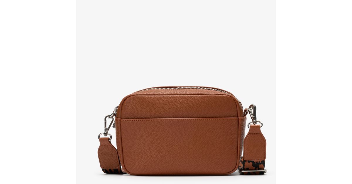 Clarks April Camera Tan Bags in Brown | Lyst UK