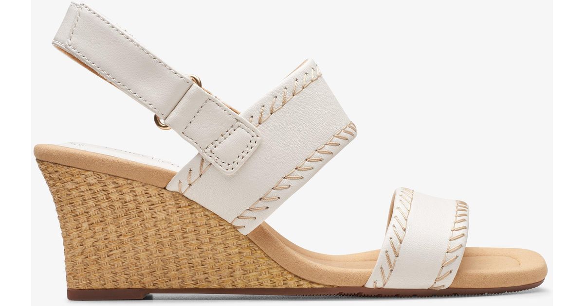 Clarks Kyarra Rose Leather Sandals in White | Lyst UK