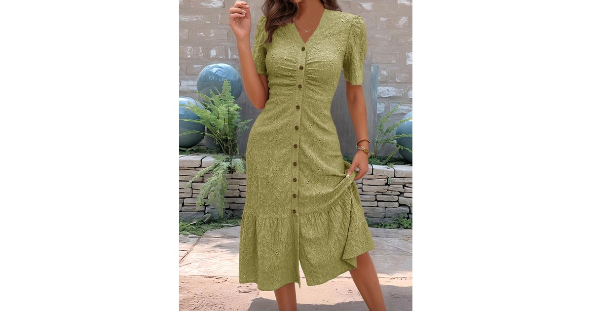Everyday the Label Eyelet Button Summer Dress in Green | Lyst UK
