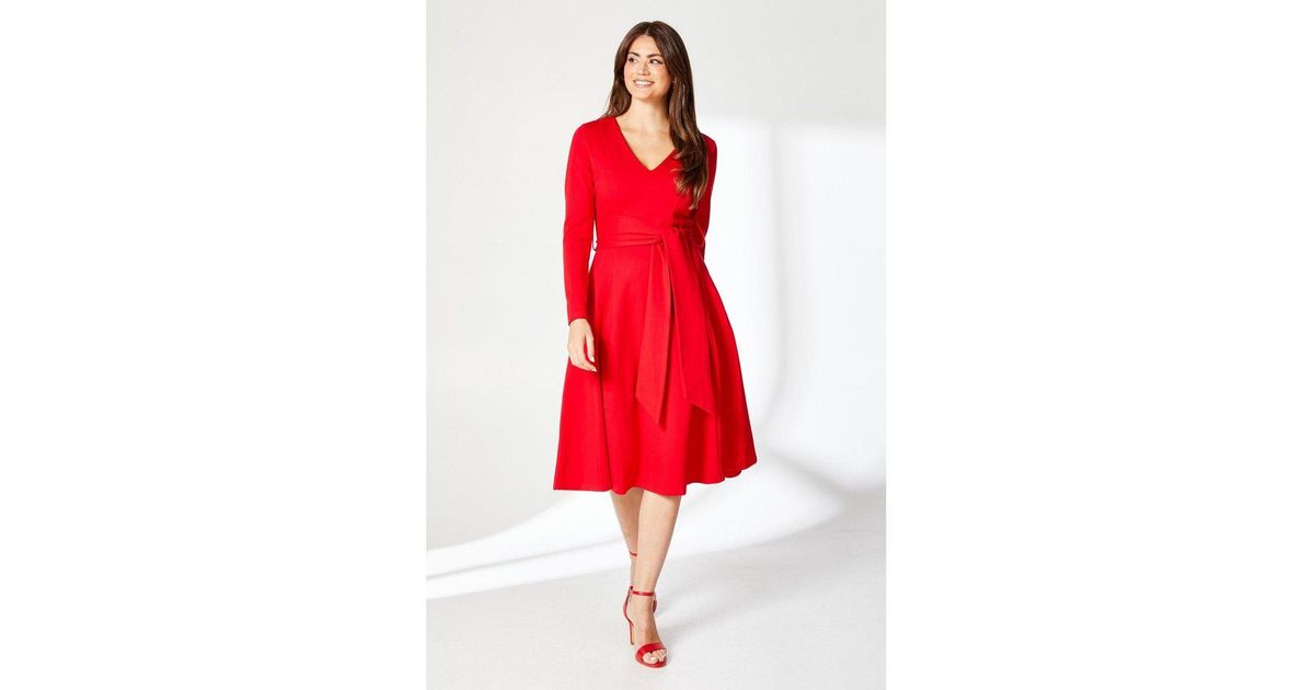PRINCIPLES Seam Detail Belted Midi Dress in Red | Lyst UK