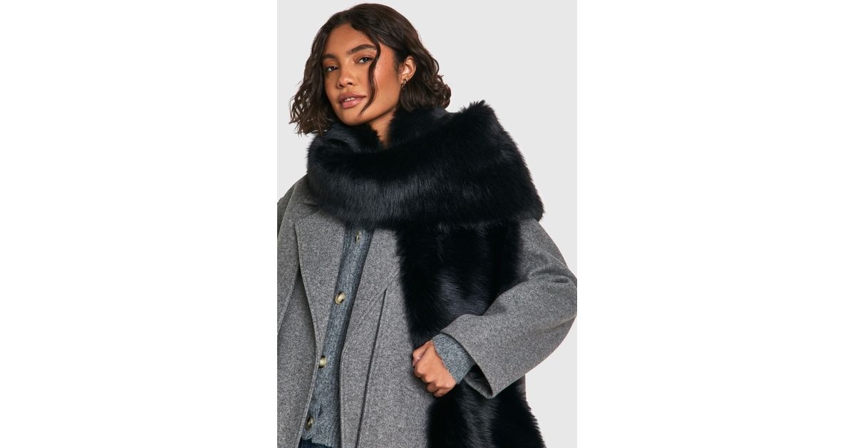 Boohoo Faux Fur Oversized Scarf in Black | Lyst UK