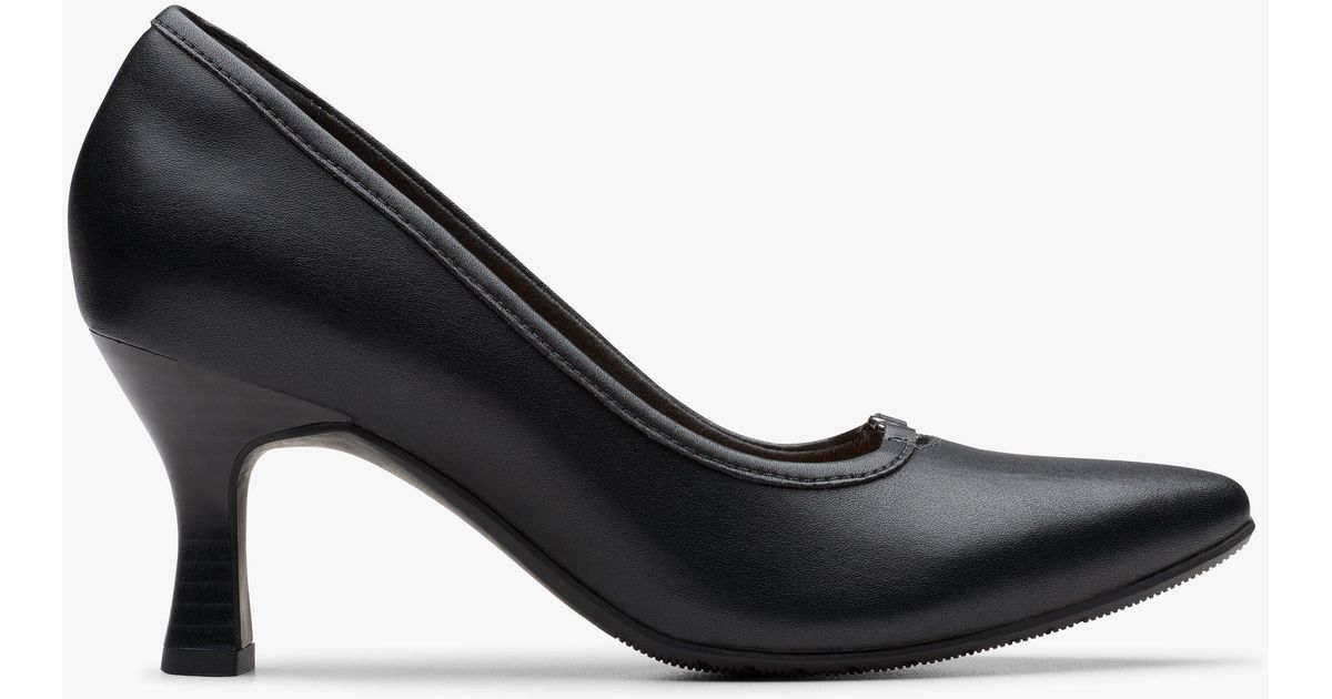 Clarks Kataleyna West Leather Shoes in Black | Lyst UK