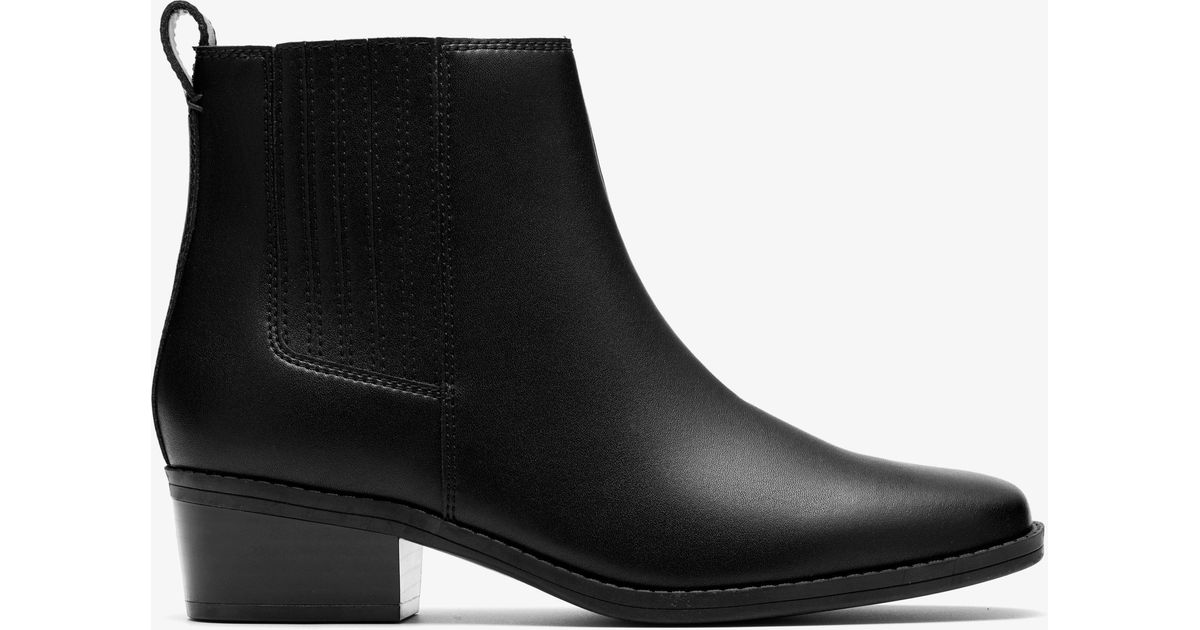 Clarks Danyelle Skip Leather Boots in Black | Lyst UK