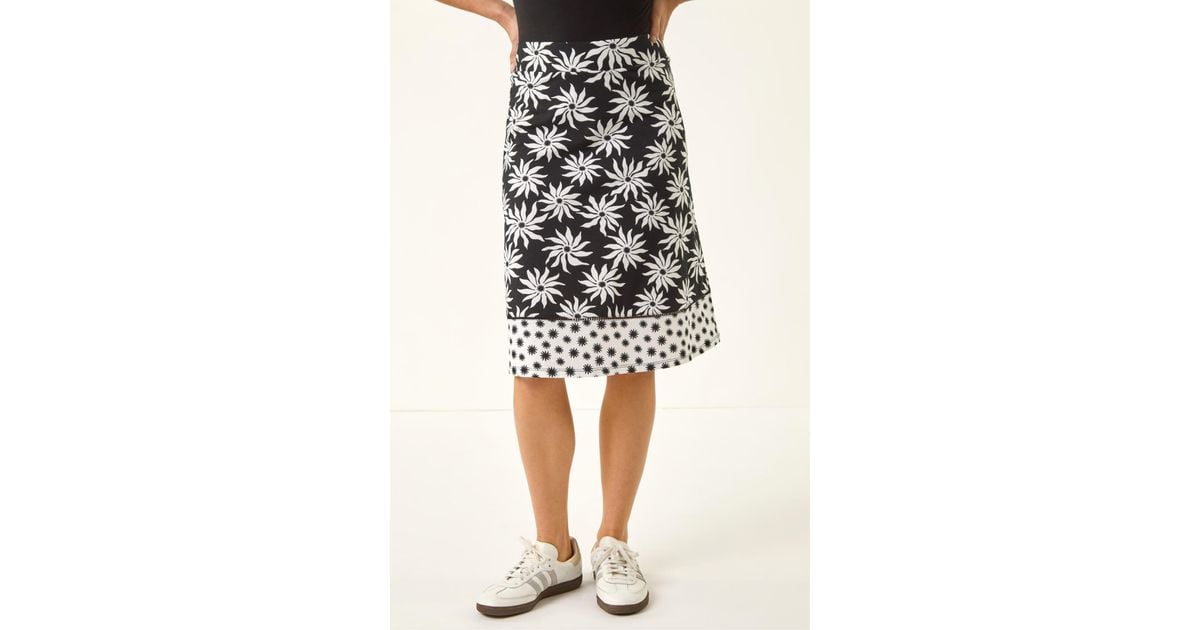 Roman Floral Star A-Line Skirt in Black | Lyst UK