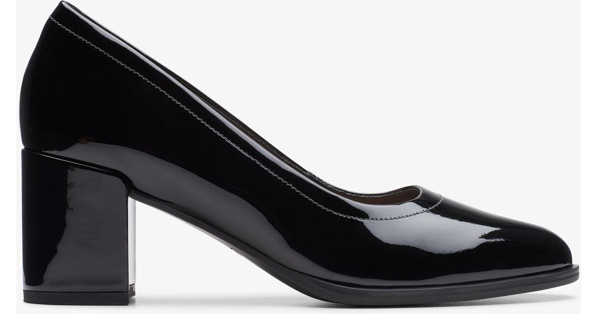 Clarks Freva55 Court Pat Shoes in Black | Lyst UK