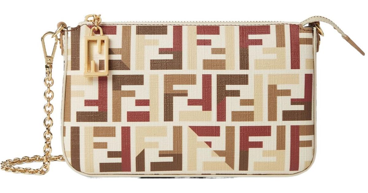 Fendi Pouch With Chain in Natural | Lyst