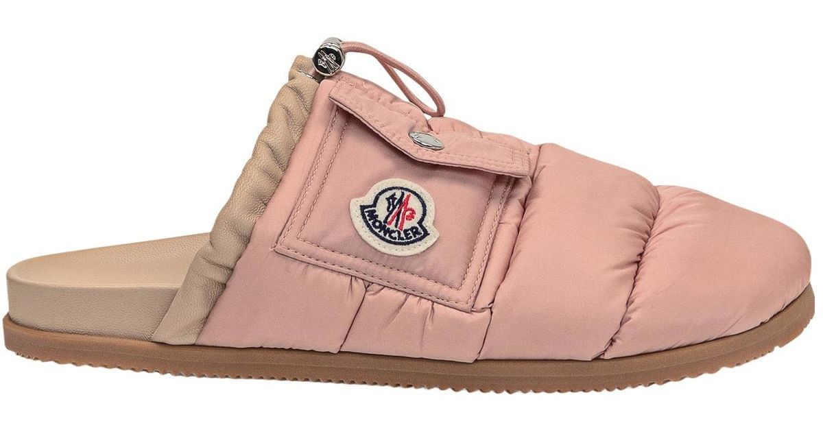 Moncler Logo Patch Padded Slippers in Pink | Lyst