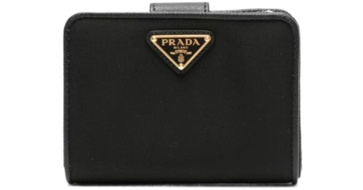 Prada Enamel Triangle-Logo Bi-Fold Wallet in Black | Lyst