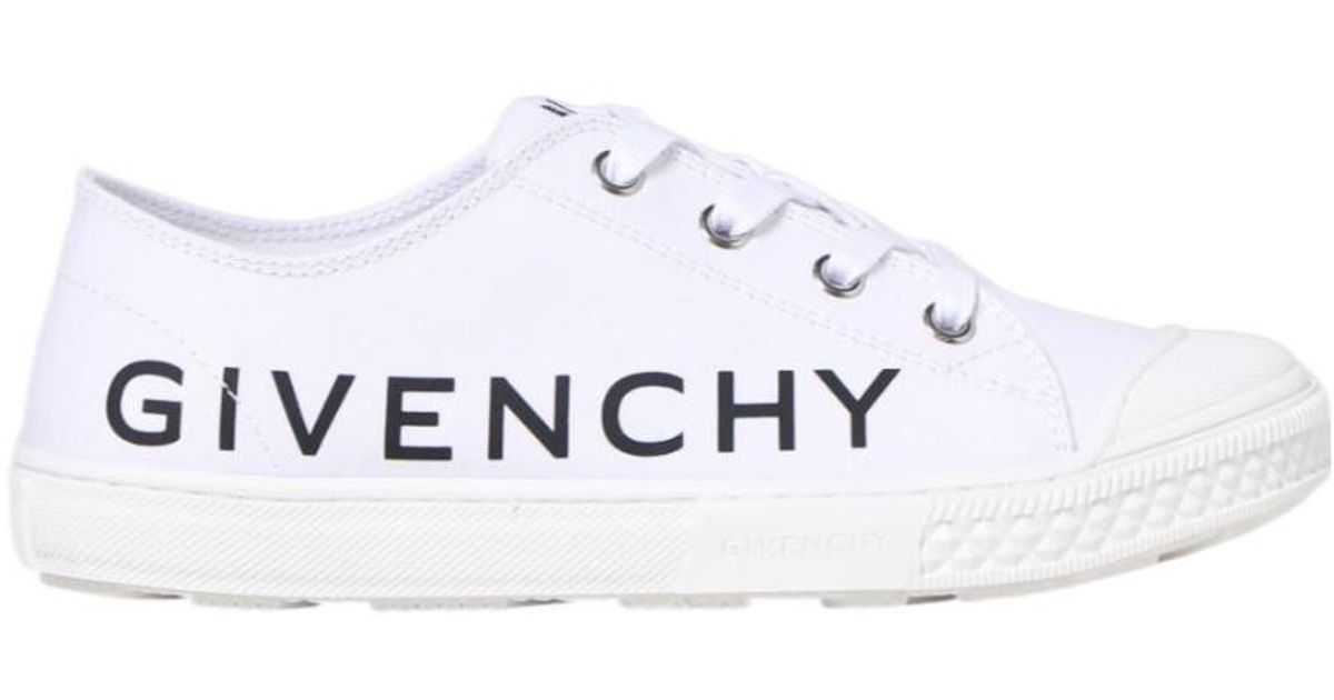 Givenchy Logo Printed Sports Shoes in White | Lyst