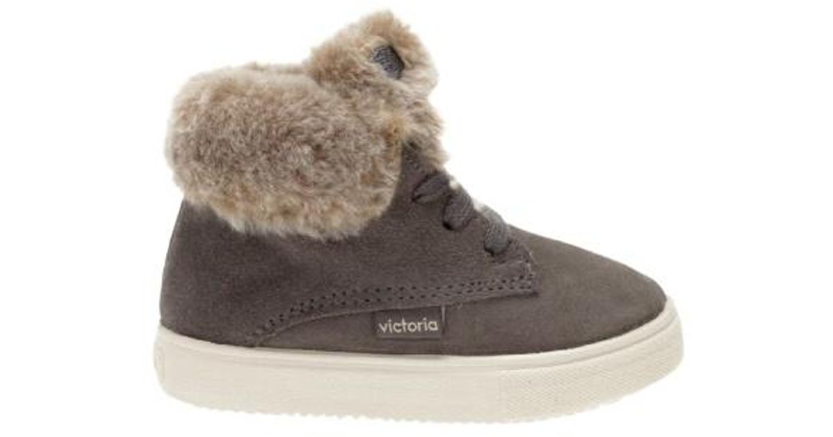 Victoria Beckham Logo Boots in Brown | Lyst