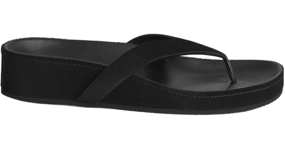 Phoebe Philo Round Flip Flop in Black | Lyst