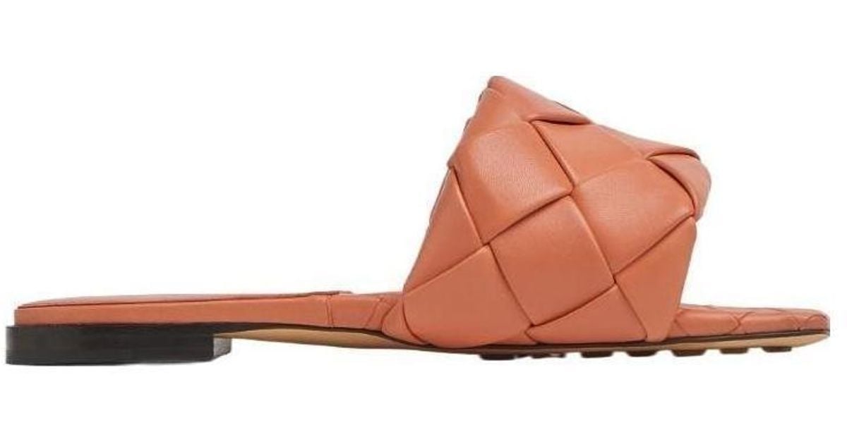 Bottega Veneta Bv Lido Flat Sandals | Lyst