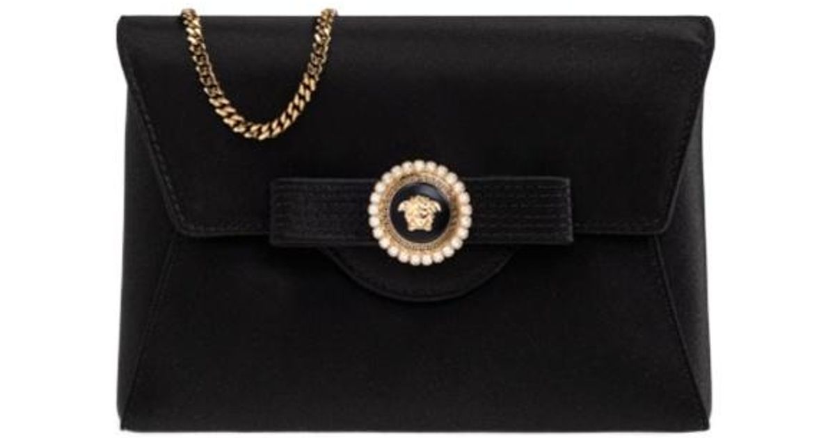 Versace Chain-Linked Clutch Bag in Black | Lyst