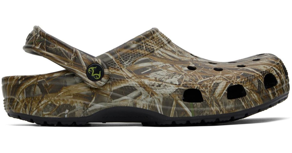 Crocs™ Realtree Sandals in Green for Men | Lyst