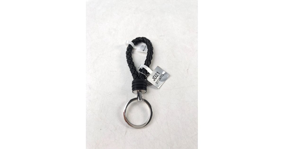 Bottega Veneta Weave A Key Ring in White | Lyst