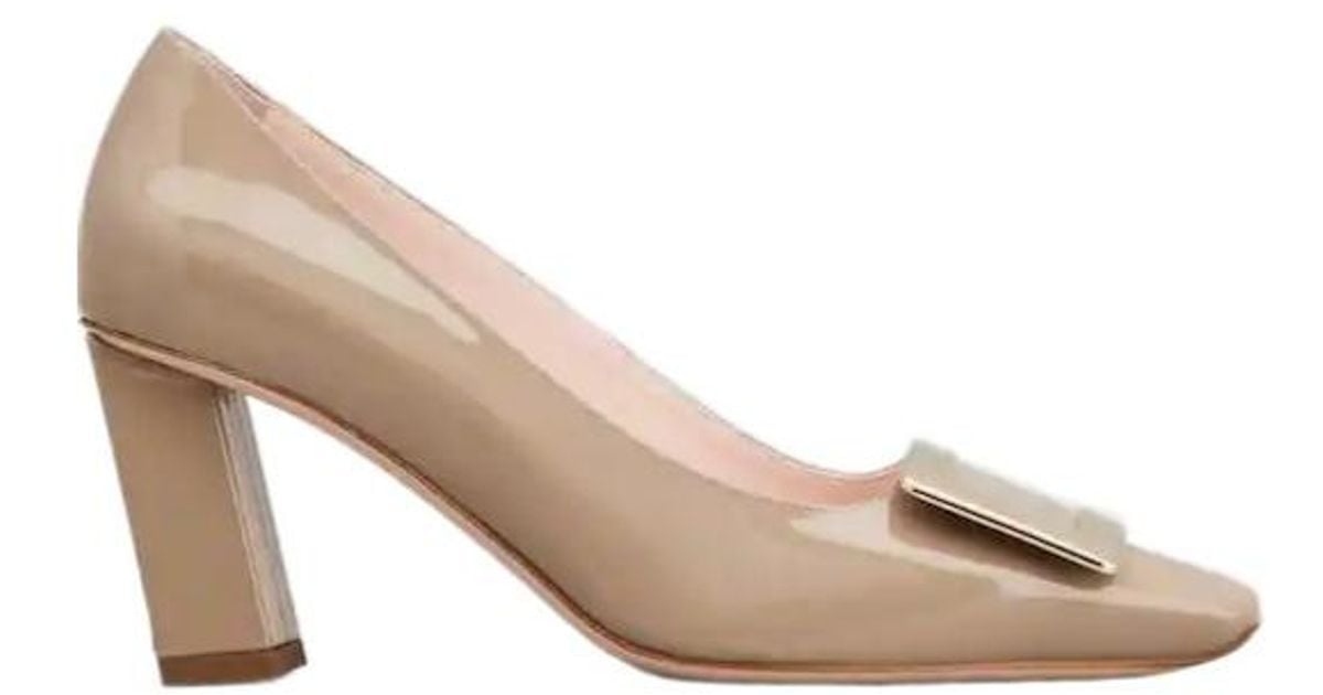 Roger Vivier Logo Engraved Block Heel Pumps in Natural | Lyst