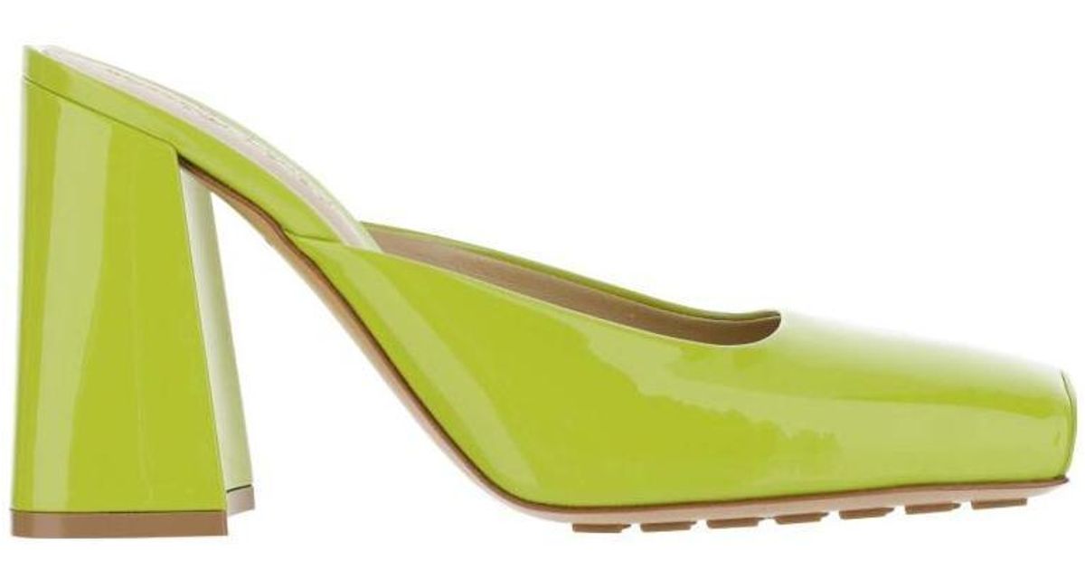 Bottega Veneta Tower Square-Toe Pumps in Yellow | Lyst