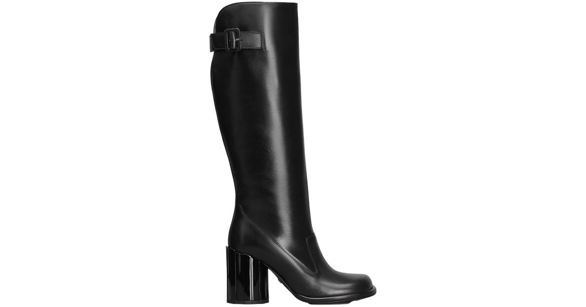 Ami Paris Clasp Decorative Boots in Black | Lyst