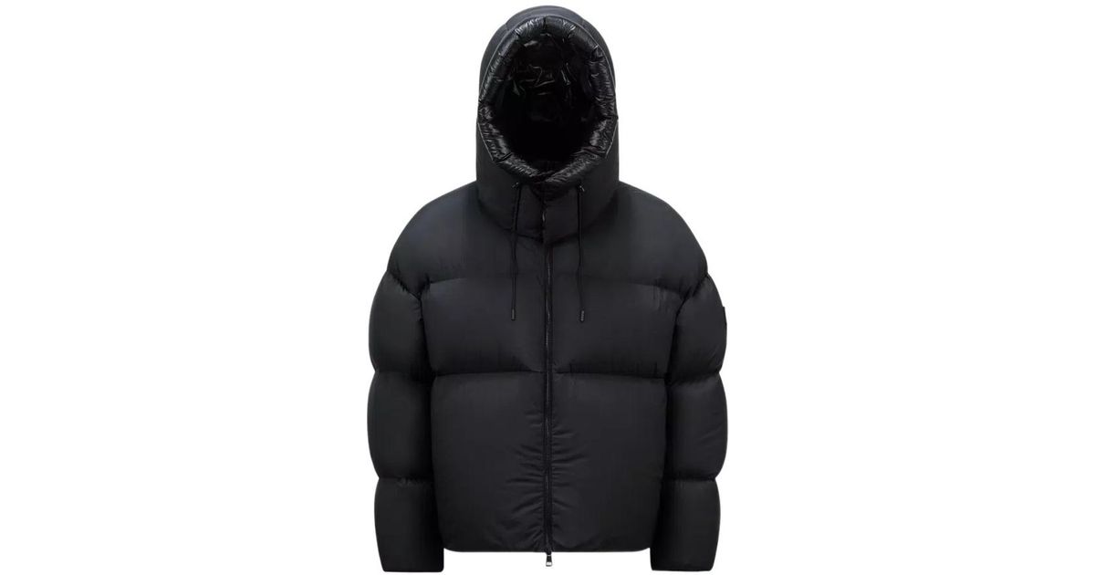 Moncler Antila Logo Sticker Down Jacket in Black for Men | Lyst