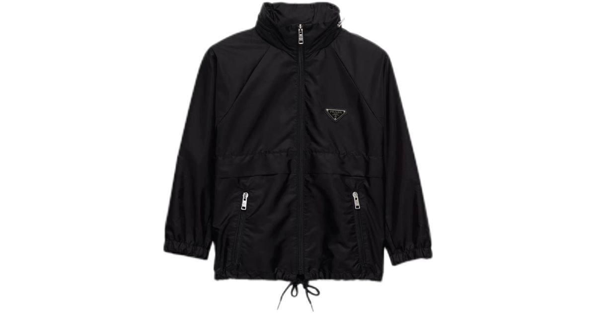 Prada Triangle Logo Cropped Rain Jacket in Black | Lyst