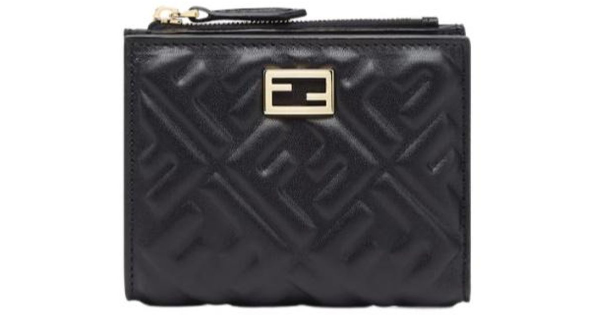 Fendi Compact Baguette Wallet in Black | Lyst