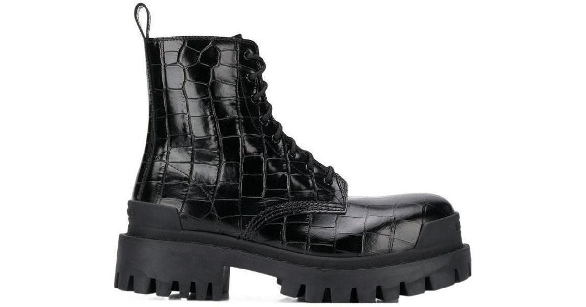 Balenciaga Stivaletti Strike 20 Mm Lace-Up Da Donna in Black | Lyst