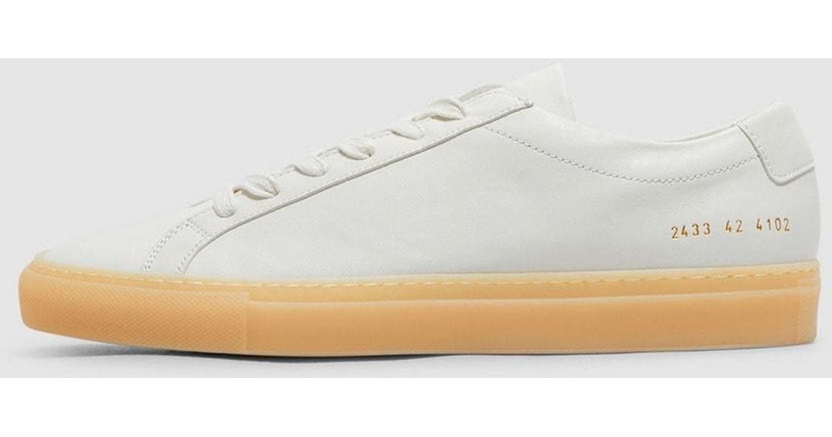 Common Projects Minimalist Low-Top Leather Sneakers in Natural | Lyst