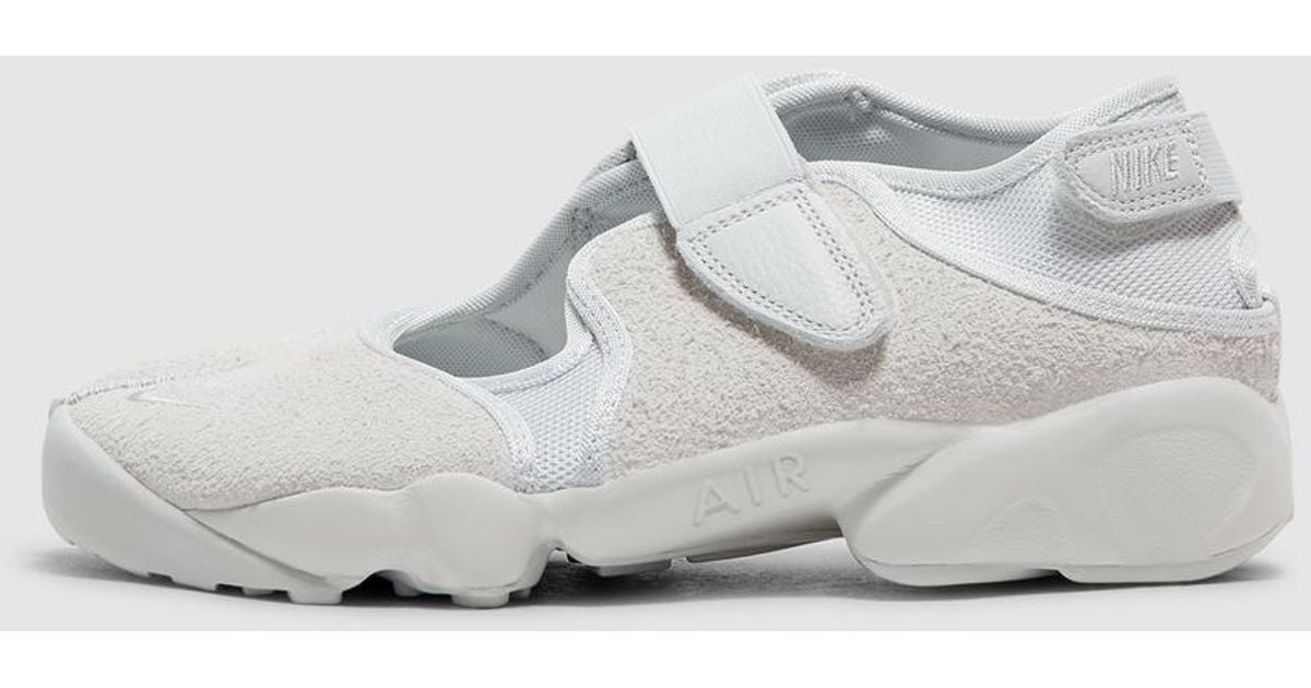 Nike Air Rift Ip Sneaker in White for Men | Lyst