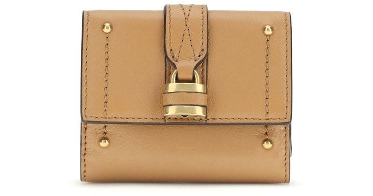 Chloé Lamb Ovis Aries Aries Wallet in Natural | Lyst UK