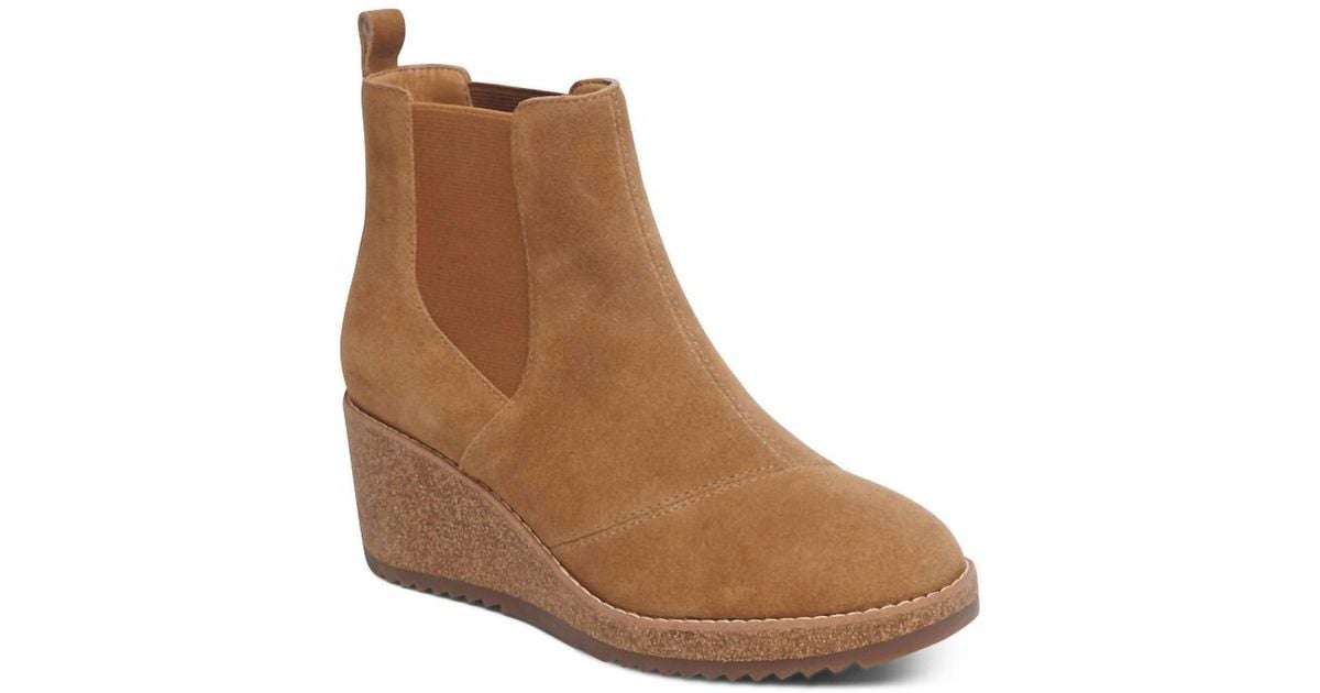 Aetrex Dawn Wedge Chelsea Boot in Brown | Lyst