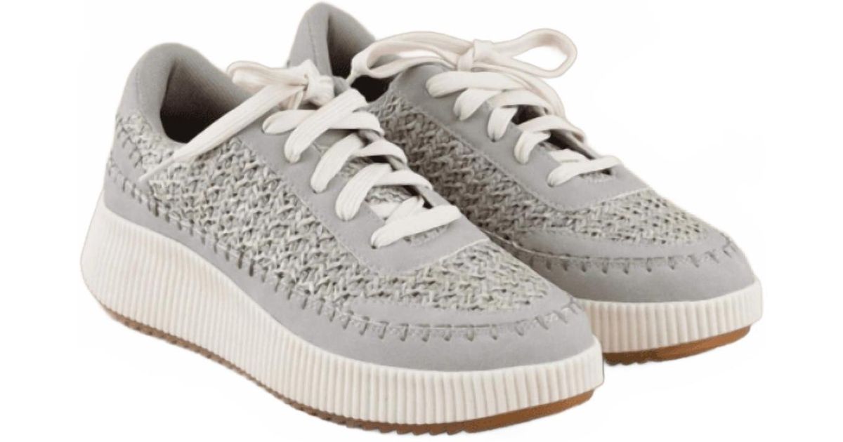 Oasis Society Parma Low Top Sneakers in White | Lyst