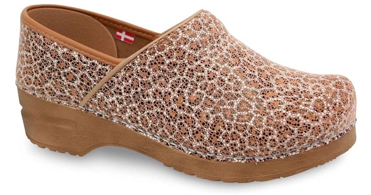 Sanita Original Professional Clog in Brown | Lyst