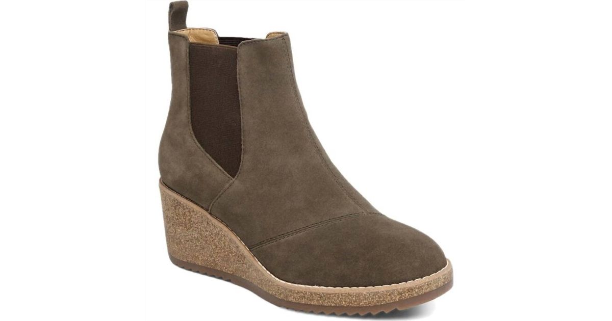 Aetrex Dawn Boot in Brown | Lyst