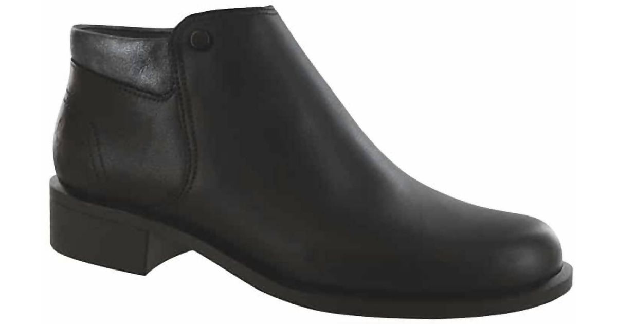 SAS Bethany Ankle Boots in Black | Lyst