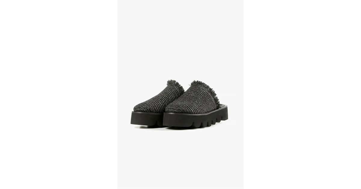 All Black Raffia Round Lugg Mule in Black | Lyst