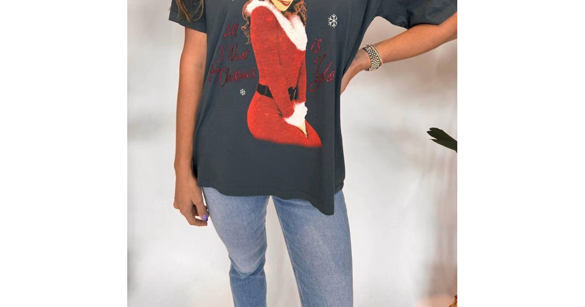 Daydreamer Mariah Carey All I Want For Christmas Merch Tee Top in Blue ...