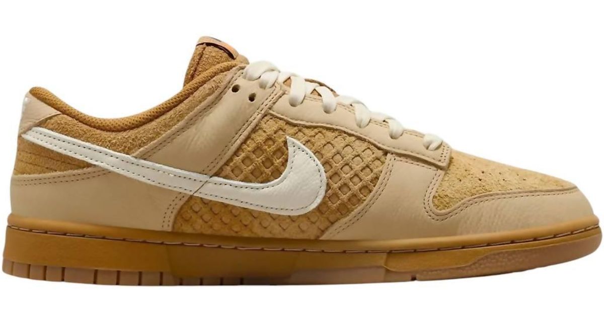 Nike Dunk Low Retro Waffle Sneakers in Brown for Men | Lyst