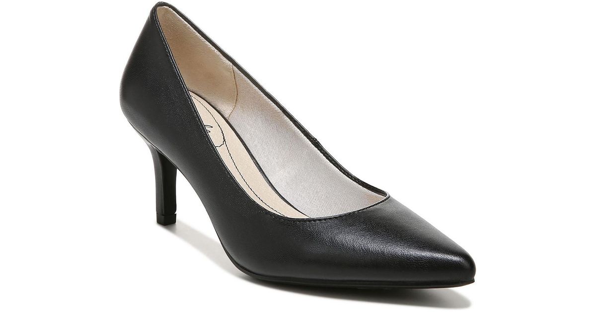 LifeStride Sevyn Striped Stacked Heel Pumps in Black | Lyst