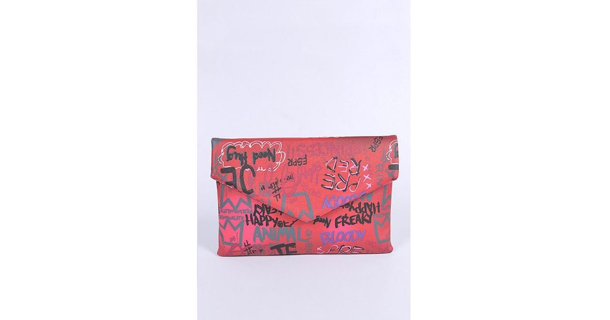 Fashnzfab Graffiti Mix Color Iconic Envelope Clutch Bag in Pink | Lyst