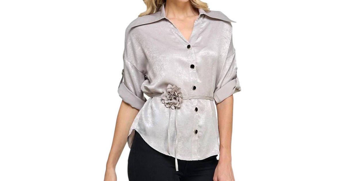 Pastel Design Liz Button-Down Blouse With Rosette Sash in Gray | Lyst