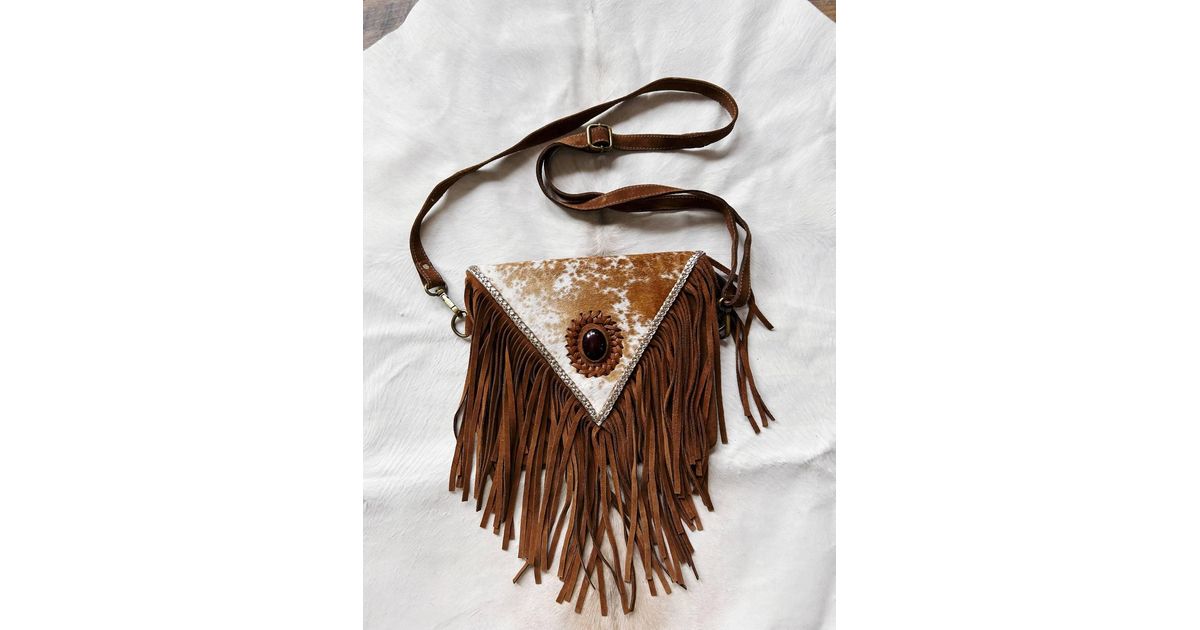 Western Linens Leather W/ Triangle Magnestic Flap Crossbody Bag in ...