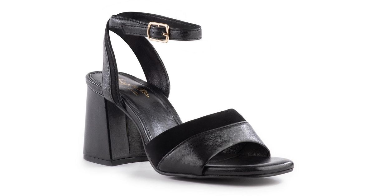 Seychelles Altar Leather Block Heel in Black | Lyst