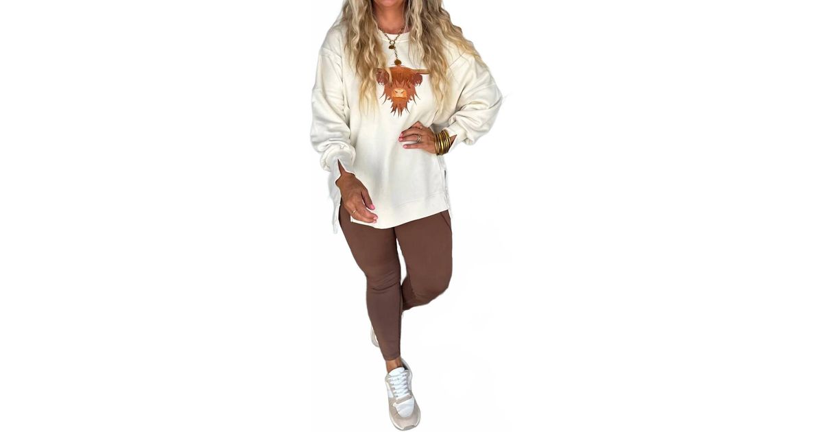 Blakeley Highland Cow Classic Pullover in White | Lyst