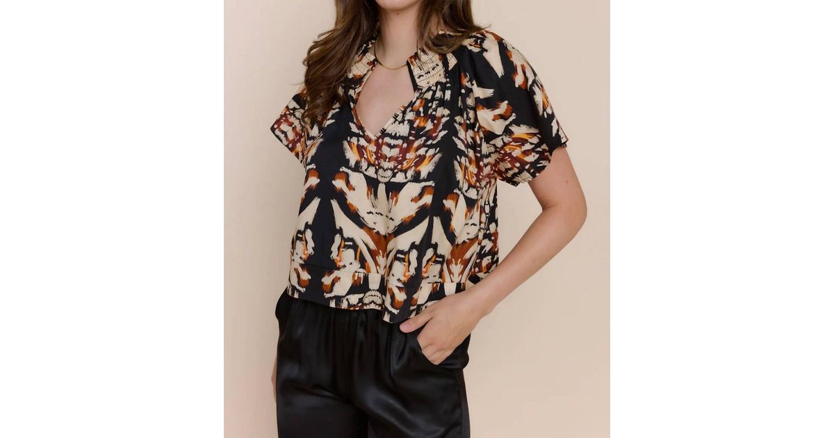 Sofia Collections Natalie Top in Black | Lyst