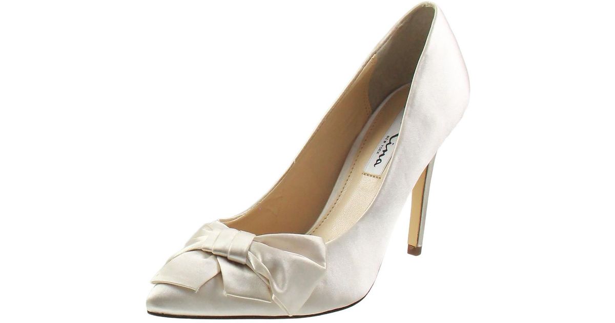 Nina Bxth Bow Made Pumps in Natural | Lyst