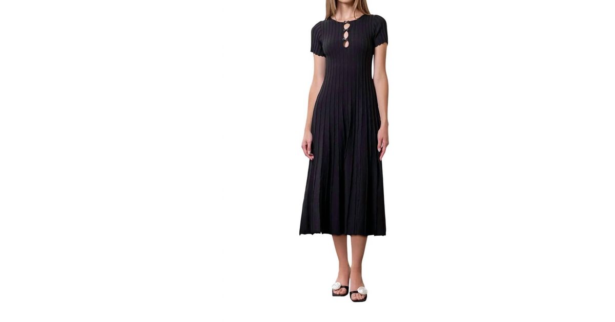 Moon River Each Their Own Button Detail Midi Dress in Black | Lyst